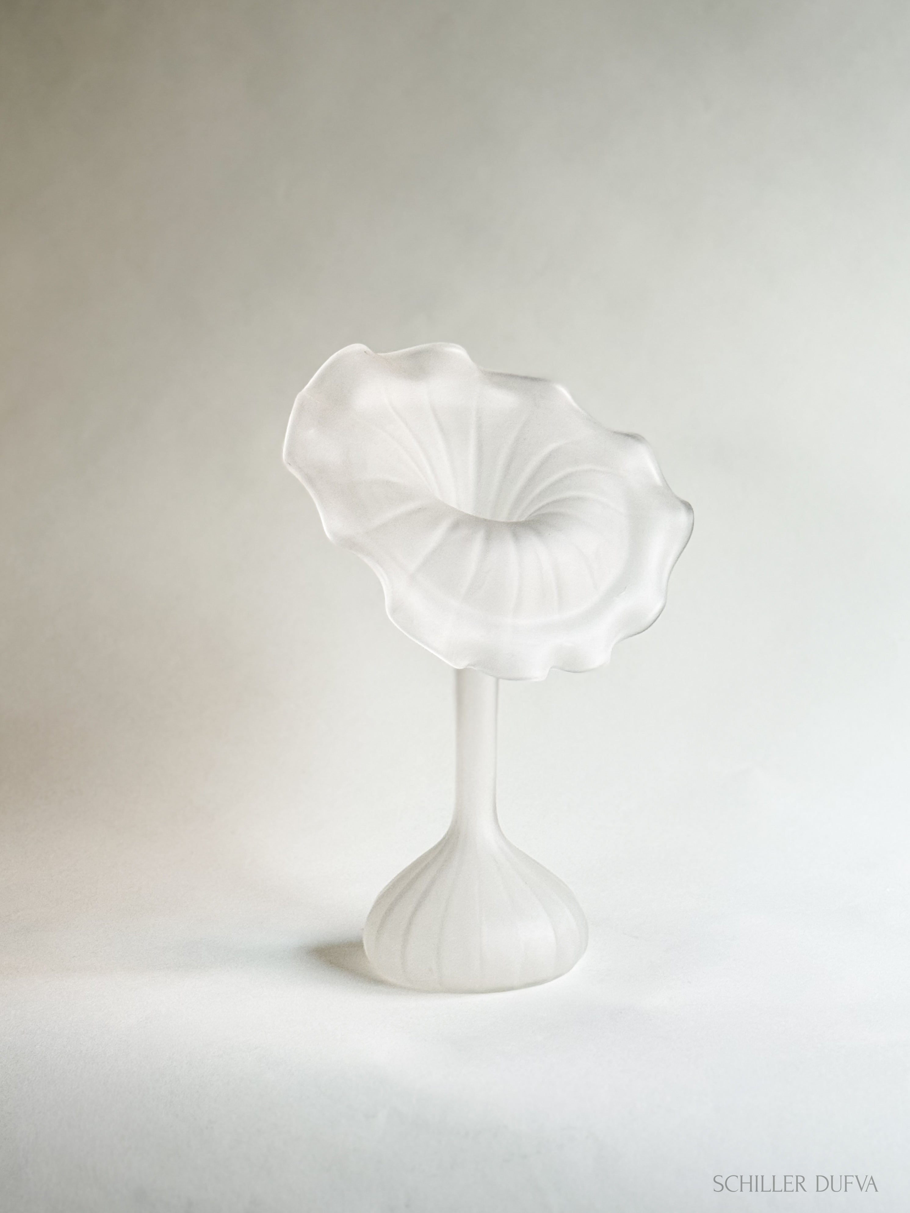 Sculptural Glass Vase – SCHILLER DUFVA